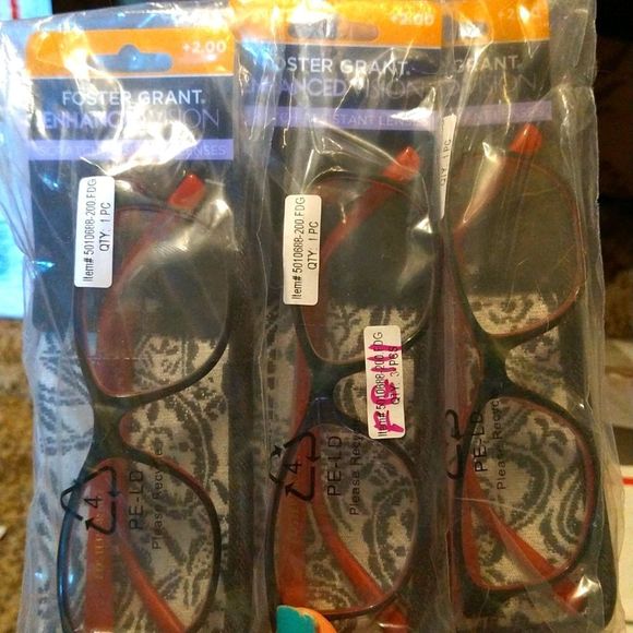Foster Grant | Accessories | Reading Glasses 20foster Grant Each With ...
